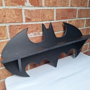 Wall Decor | Vintage Bookshelf Display Shelf Shelves Batman Comic ...